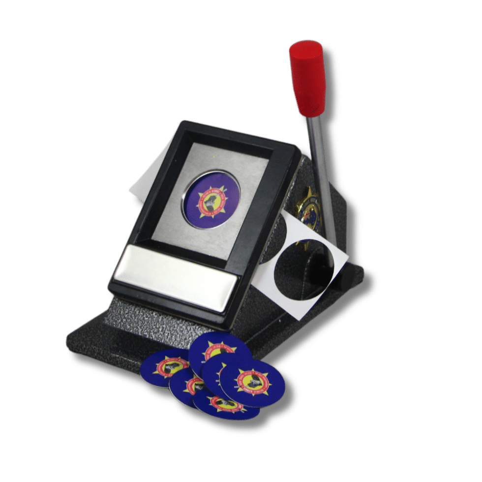 Badge Maker – Inspiring device to make customised pin badges