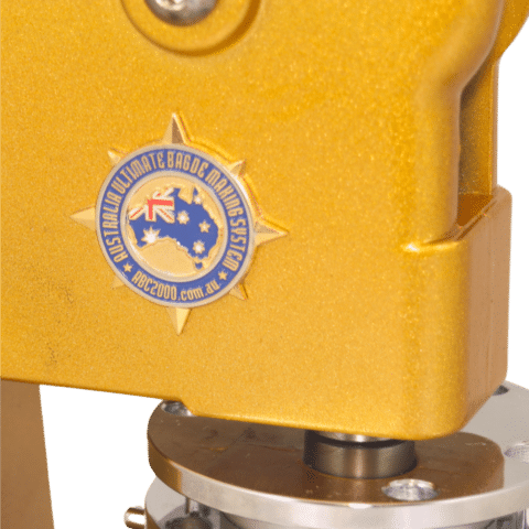 Badge Maker – Inspiring device to make customised pin badges